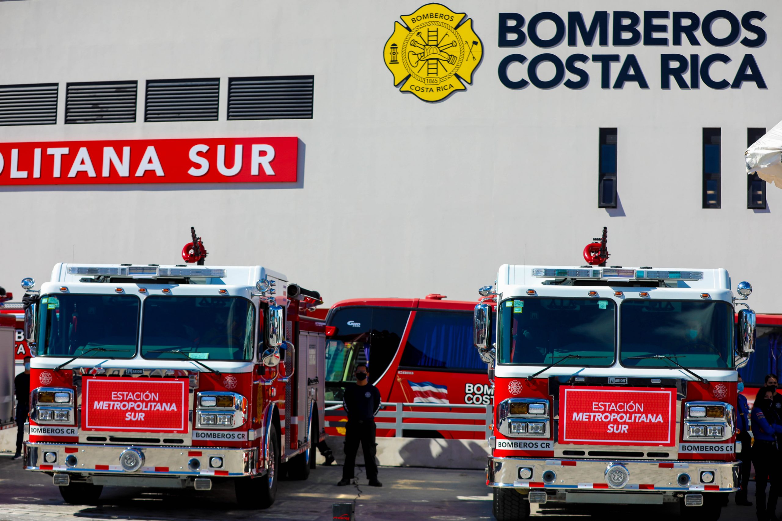 Trece modernas unidades de Bomberos al servicio de Costa Rica # ...