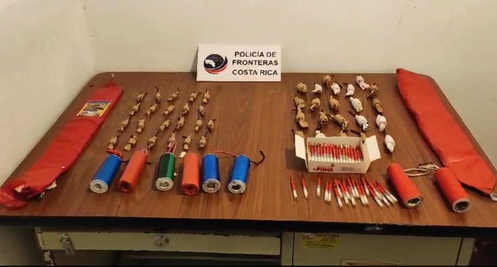 Policía de Fronteras detiene a dos sospechosos por contrabando de ...